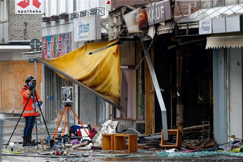 Explosion in Eschweiler: Reul dankt Einsatzkräften
