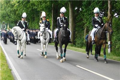 Schützen in Holthausen-Bleking feiern Jubiläum mit Sternmarsch