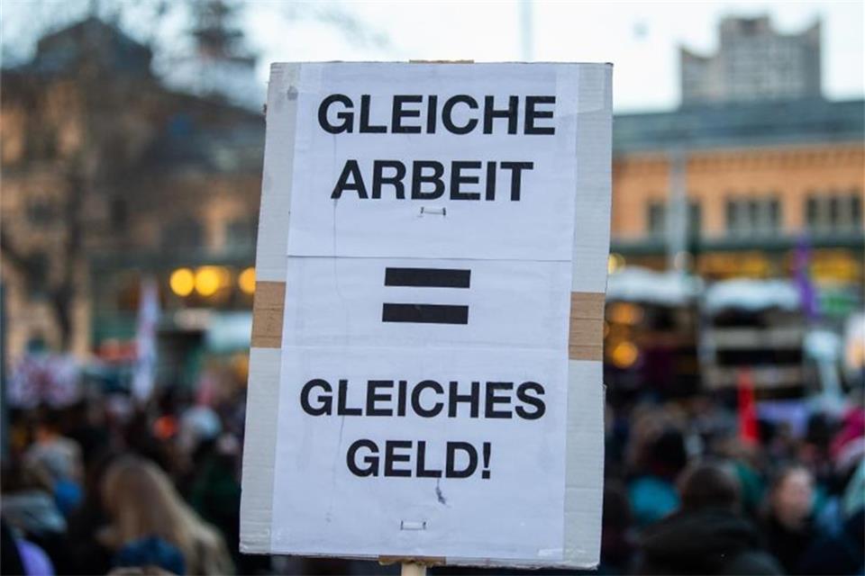 Gleichberechtigung in Deutschland verbessert